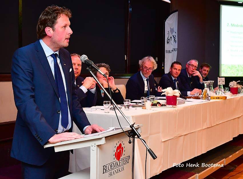 Tjeerd Dijkstra beneamd ta earelid fan de KNKB! – KF Easterein